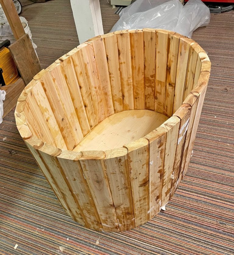 Building a Soaking Tub - Epoxyworks