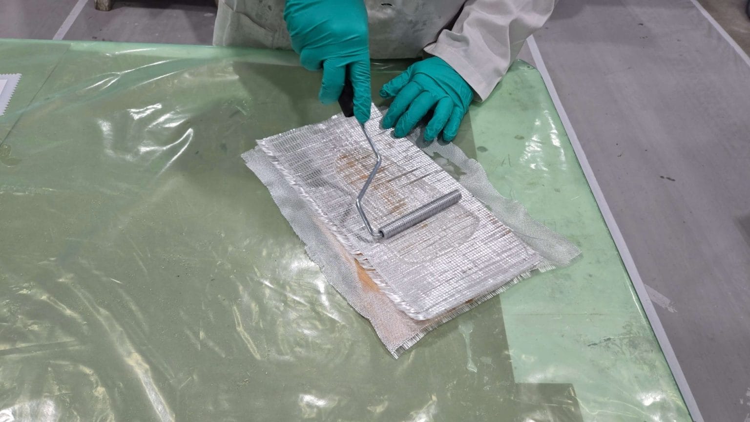 Epoxy Resin Tools for Optimal Wetting and Repair - Epoxyworks